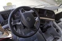 China 6x4 400hp Dongfeng Diesel Tractor Truck 40 Ton Tow Capability Euro 6 Manual Left Steering for sale