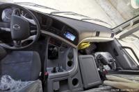 China 400hp Dongfeng 6x4 Heavy Duty Diesel Tractor Truck With 40 Ton Tow Capability And ABS for sale