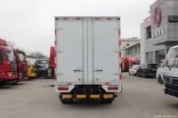China 5000kg Gross Vehicle Weight Dongfeng Single Row 4X2 Van Truck for sale