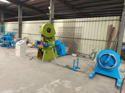 China Motor 4kw BTO-30 5 Strips Razor Barbed Wire Machine for sale