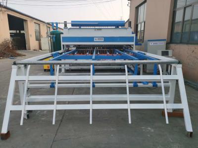 China GWC 2500C Garden Fence Mesh Welding Machine , Fencing Wire Manufacturing Machine for sale