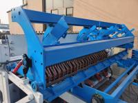 China Cross Wire Hopper Load 300mm Rebar Mesh Welding Machine for sale