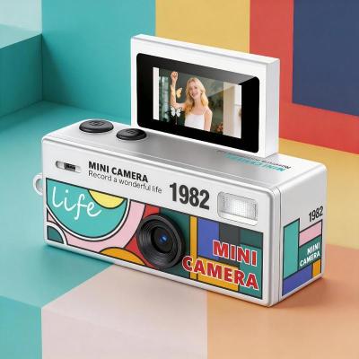 China DLC LK030 Retro 1980s Aesthetic Mini Thumb Camera with Flip Screen Flash Filters for Kids and Fashion Lovers for sale