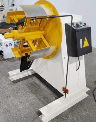 China Automatic Electric Steel Coil Uncoiler Machine 15m/min Feeding Speed Max 1.6mm Thick for sale