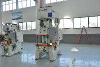 China ST-80 80Ton C Frame Punch Press with JIS Class 1 Precision and Six-sided Slide Guide for Metal Punching for sale