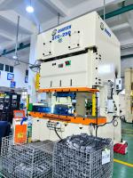 China 250Ton C Frame Punch Press with Overload Protection and JIS Class 1 Precision for Metal Sheet Stamping for sale