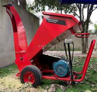 China 110KG Weight Electric Power Wood Crusher for Hand Push Mini Move in Fruit Farm Garden for sale