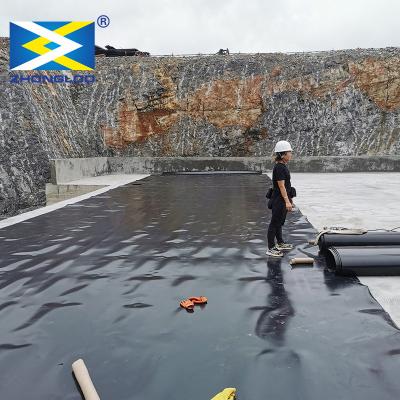China Industry Polyethylene HDPE Geomembrana 60 Mils Dam Liner for sale