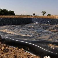 China Impermeable UV Resistant HDPE Geomembrane Pond Liner For Aquaculture Agriculture Dam Landfill Fish Farming Biodigester Mining for sale