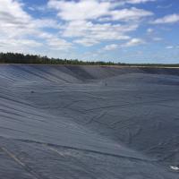 China Waterproof Smooth Surface Agricultural Pond Liners Fish Shrimp Farming Artificial Lake Landfill HDPE Geomembrane for sale