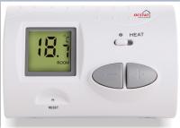 China Digital Heat Pump Thermostat Model Q3 with 8A 230VAC Rating and 110x75x45mm Dimensions for HVAC Systems for sale