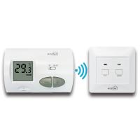 China LCD Display Wireless Boiler RF Heating Thermostat Equipped with Load Rating 6 2A Supporting Energy Management in Commercial Buildings for sale