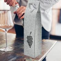 China Custom Pattern Felt Wine Tote Bag Non Woven 750ml Wine Bottle Bag For Christmas Festival for sale