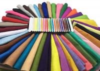 China Color Non Woven Polyester Felt Fabric Roll 10 - 200gsm for sale