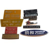 China Custom Embossed Aluminum Alloy Nameplate Logo Metal Tag Nameplate For Bag And Cloth for sale