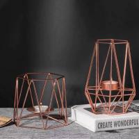 China Hot Sale Metal Candle Stand  Sturdy Material Wholesale Candlestick Tabl Lamp Nordic Candle Holder for sale