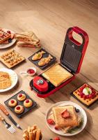 China 650w Automatic Breakfast Toast Sandwich Maker Household for sale