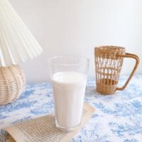 China High End Coffee Tea Clear Water Cup Clear Glass Mug With Rattan Holder for sale