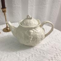 China Embossed Angle Tea Cup Set Fashion Coffee Cups INS Style Pink White Blue Ceramic for sale