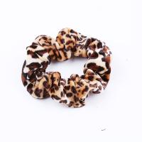 China Christmas Flannel Hair Tress Velvet Hair Accessories Set Leopard Hair Tie Scrunchies for sale