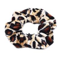 China Christmas Flannel Hair Tress Velvet Hair Accessories Set Leopard Hair Tie Scrunchies for sale