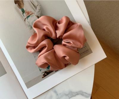 China Women Silk Hair Scrunchies Custom Logo Silk Scrunchies Hair Acacessory for sale