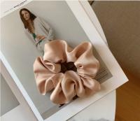 China Women Silk Hair Scrunchies Custom Logo Silk Scrunchies Hair Acacessory for sale