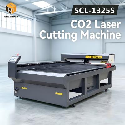 China Professional CNC CO2 Laser Cutter with Constant Laser Path And Cooling System for sale