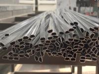 China 0.18mm-0.35mm Insulating Glass Spacer Customized Aluminum Glazing Bars 6A-27A for sale