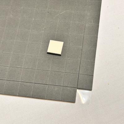 China Easy Installation Cork Pads 2*15*15 Glass Separator Pads Prevent Scratches Breakage Surface Damage for sale