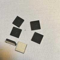 China Easy Installation Cork Pads 2*15*15 Glass Separator Pads Prevent Scratches Breakage Surface Damage for sale