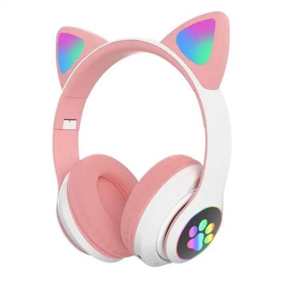 China Bluetooth 5.0 Cat Ear LED Headphones B39 40mm Driver 400mAh Battery Wireless Headset for sale