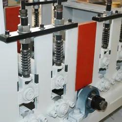 China 3000r/Min Multi Rip Saw Machine Wood Cutting Multi Blade Rip Saw for sale