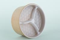 China Sturdy White Disposable Divided Plastic Plates 3 Sections For Snack Serving for sale