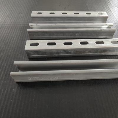China 2m 3m 6m 41x41 Slotted Channel With Square Edge & Stiffener For Strut System for sale