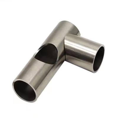 China 3mm API CNC Tube Laser Cutting Service for Stainless Steel Square Pipe Metal Fabrication for sale