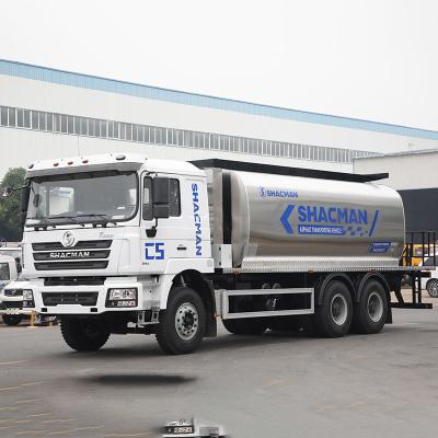 China Shacman  Shacman Fuel Truck F3000 6*4  Are Exported   Right Steering Manual Transmission Truck Asphalt Spreading Truck for sale