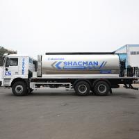 China Shacman  Shacman Fuel Truck F3000 6*4  Are Exported   Right Steering Manual Transmission Truck Asphalt Spreading Truck for sale