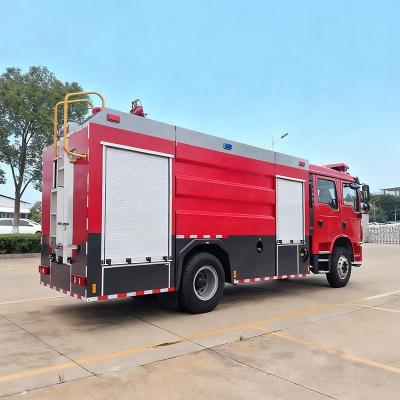 China Emergency Rescue Truck New L3000 4*2 Water and Foam Medium Firefighting Truck 6 Ton 8 Ton Capacity for Firefighting Operations for sale