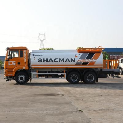 China Yellow 20000 Liter Water Pumping Tanker Truck Remote Control Water Sprayer Truck for sale