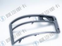 China SHACMAN Headlamp Shield Dz93189723014 Light Protective Cover For Heavy Truck for sale