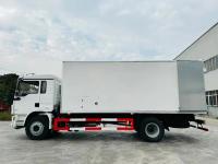 China SHACMAN 4x2 L3000 Lightweight Truck 300HP for Highway & City Use for sale