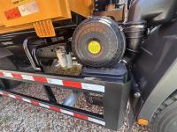 China SHACMAN F3000 6×4 336HP High Speed Dump Truck 500L Aluminum Tank 90km/h for Multi-Site Operations for sale