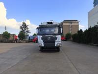China Shacman X3000 4x2 Long Distance Chick Transport Truck 10000mm Ventilation Box Water Spray Cooling for sale