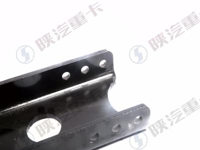 China DZ98259510040 Heavy Duty Truck Chassis Cross Member for SHACMAN F3000 X3000 Frame for sale