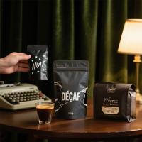 China Service Provided Biodegradable Custom Packaging Printing Plastic Bags Reusable Sealed Food Bag Coffee Mylar Bag with Valve for sale