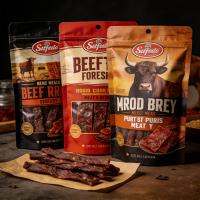 China Recyclable Printed Beef Jerky Packaging Plastic Bags Customized Thickness Ziplock Pouches Ecofriendly Holographic Embossing Mylar Bag for sale