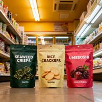 China Flexo Printing Foodgrade Paperbag Packaging Smellproof Standuppouch for Various Flavors Pet Food Food Biscuits Dried Fruit Pouch for sale