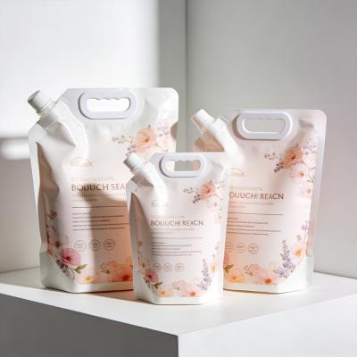 China Custom Printing Multifunctional Nozzle Packaging Bag Leakproof Crushresistant Laminated Plastic Bag for Liquid Detergent for sale