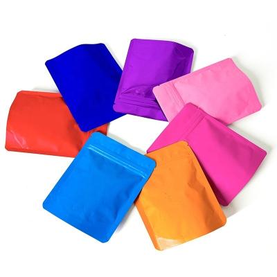 China Custom Order 3.5g 7g 28g Blank Bags Zipper Stand Up Mylar Bags Recycled Materials Matte White Holographic Surface Pouch for sale